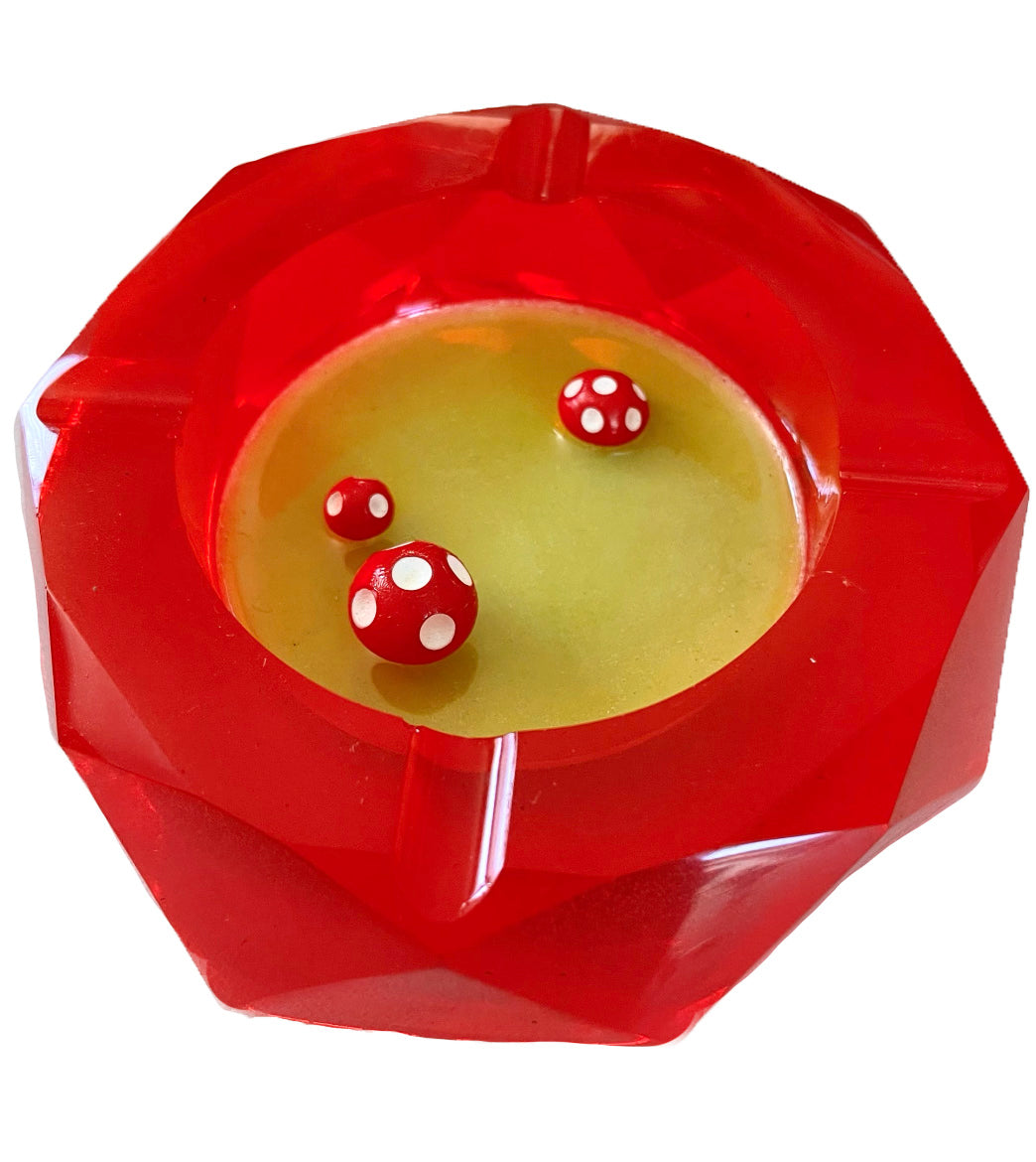 RED SHROOM GARDEN – Aesthetix